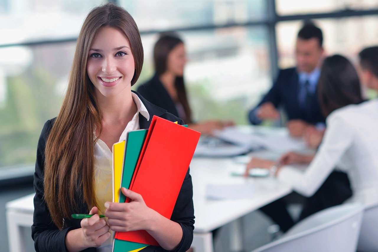 Nuevas oportunidades de empleo: Asistente Comercial en Human Brand ...